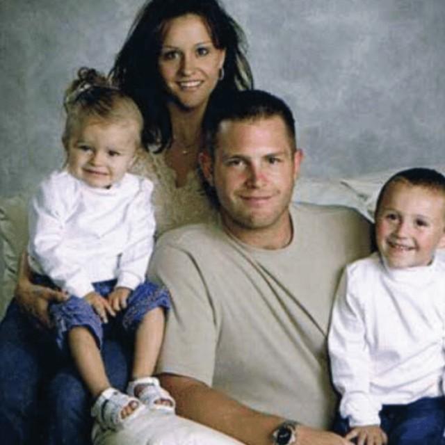 Shawn Stoddard - Carry The Load